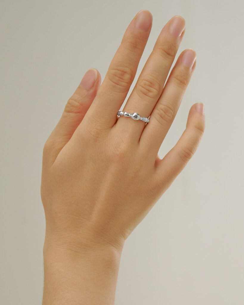 DEW ring – Scrawch